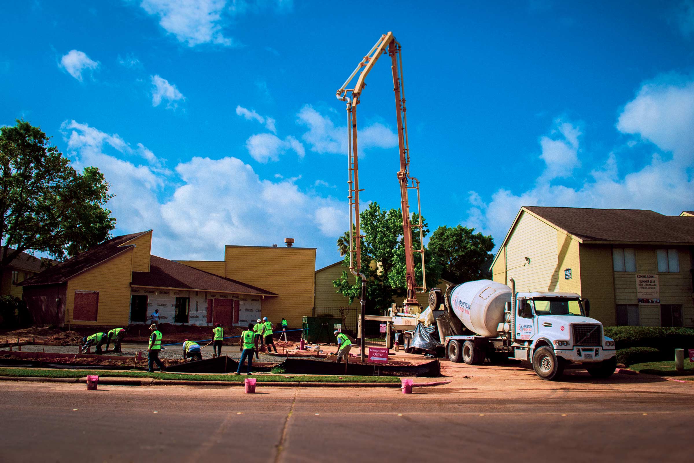 Crestmark Construction